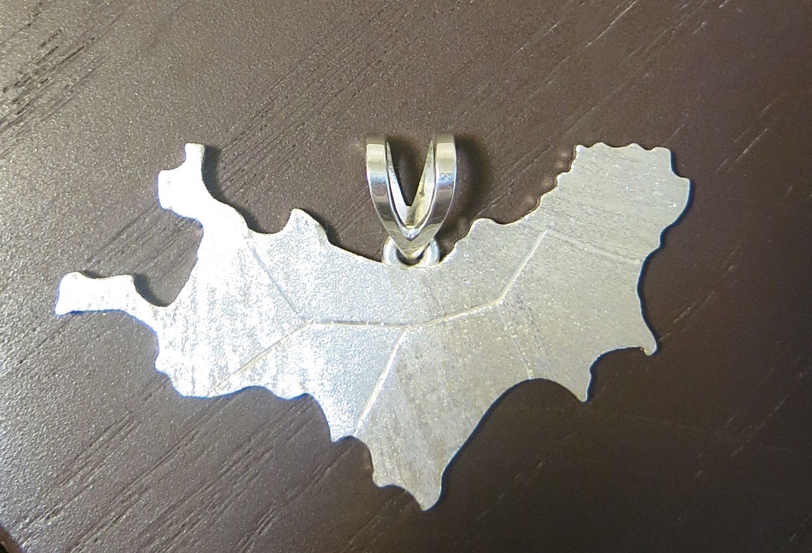 Pendant Types - Read Our Guide & Then Contact Us For Yours